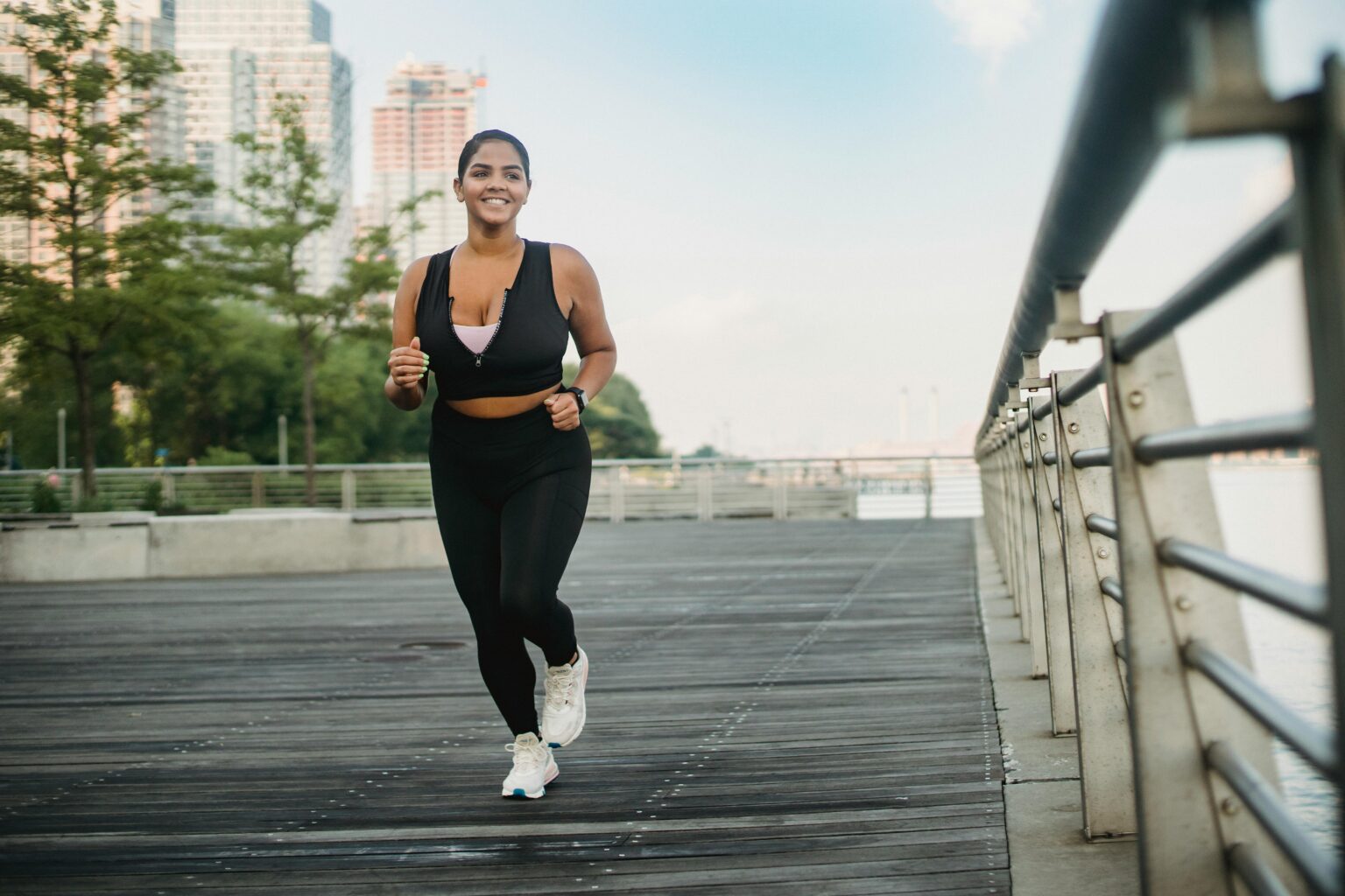 6 ejercicios de bajo impacto para entrenar tu fuerza y potencia